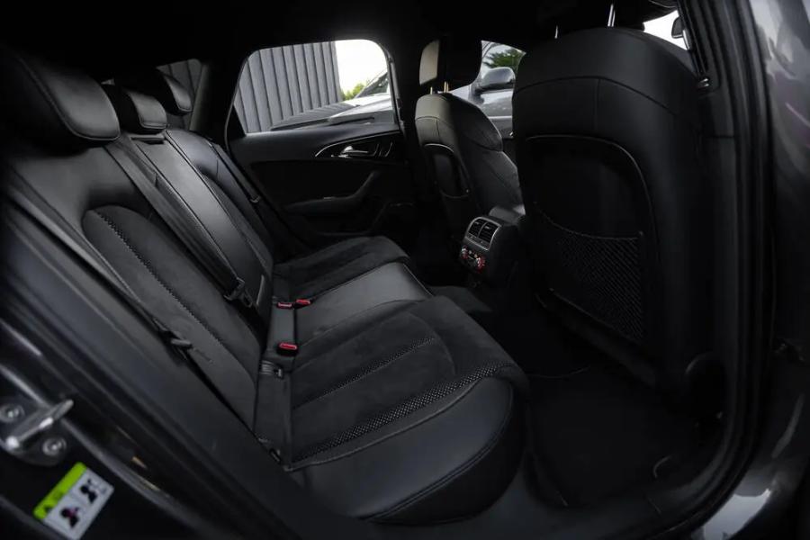 Grey Audi A6 2017 in Jelgava, with an engine capacity of 3.00 L and mileage of 287 thousand km for 15500 €, photo 15 on AUTOMOTO.COM.LV