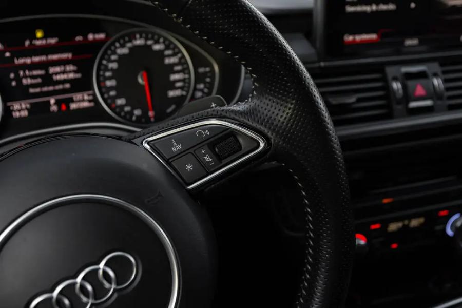 Grey Audi A6 2017 in Jelgava, with an engine capacity of 3.00 L and mileage of 287 thousand km for 15500 €, photo 25 on AUTOMOTO.COM.LV