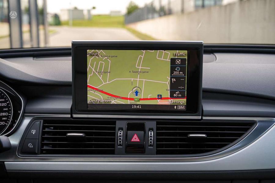 Grey Audi A6 2017 in Kaunas, with an engine capacity of 1.97 L and mileage of 115 thousand km for 17950 €, photo 20 on AUTOMOTO.COM.LV