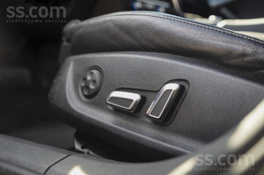 Grey Audi A6 2017 in Riga, with an engine capacity of 3.00 L and mileage of 253 thousand km for 15490 €, photo 10 on AUTOMOTO.COM.LV