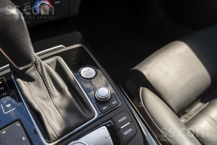 Grey Audi A6 2017 in Riga, with an engine capacity of 3.00 L and mileage of 253 thousand km for 15490 €, photo 29 on AUTOMOTO.COM.LV