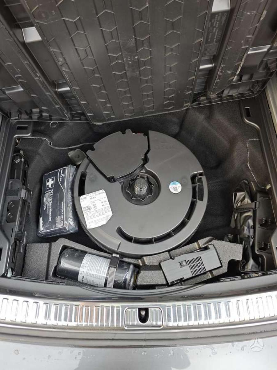 Grey Audi A6 2018 in Vilnius, with an engine capacity of 2.97 L and mileage of 102 thousand km for 24999 €, photo 11 on AUTOMOTO.COM.LV