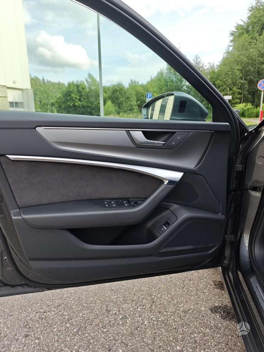 Grey Audi A6 2018 in Vilnius, with an engine capacity of 2.97 L and mileage of 102 thousand km for 24999 €, photo 16 on AUTOMOTO.COM.LV