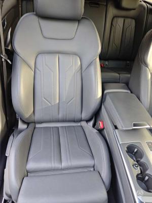 Grey Audi A6 2018 in Vilnius, with an engine capacity of 2.97 L and mileage of 102 thousand km for 24999 €, photo 40 on AUTOMOTO.COM.LV