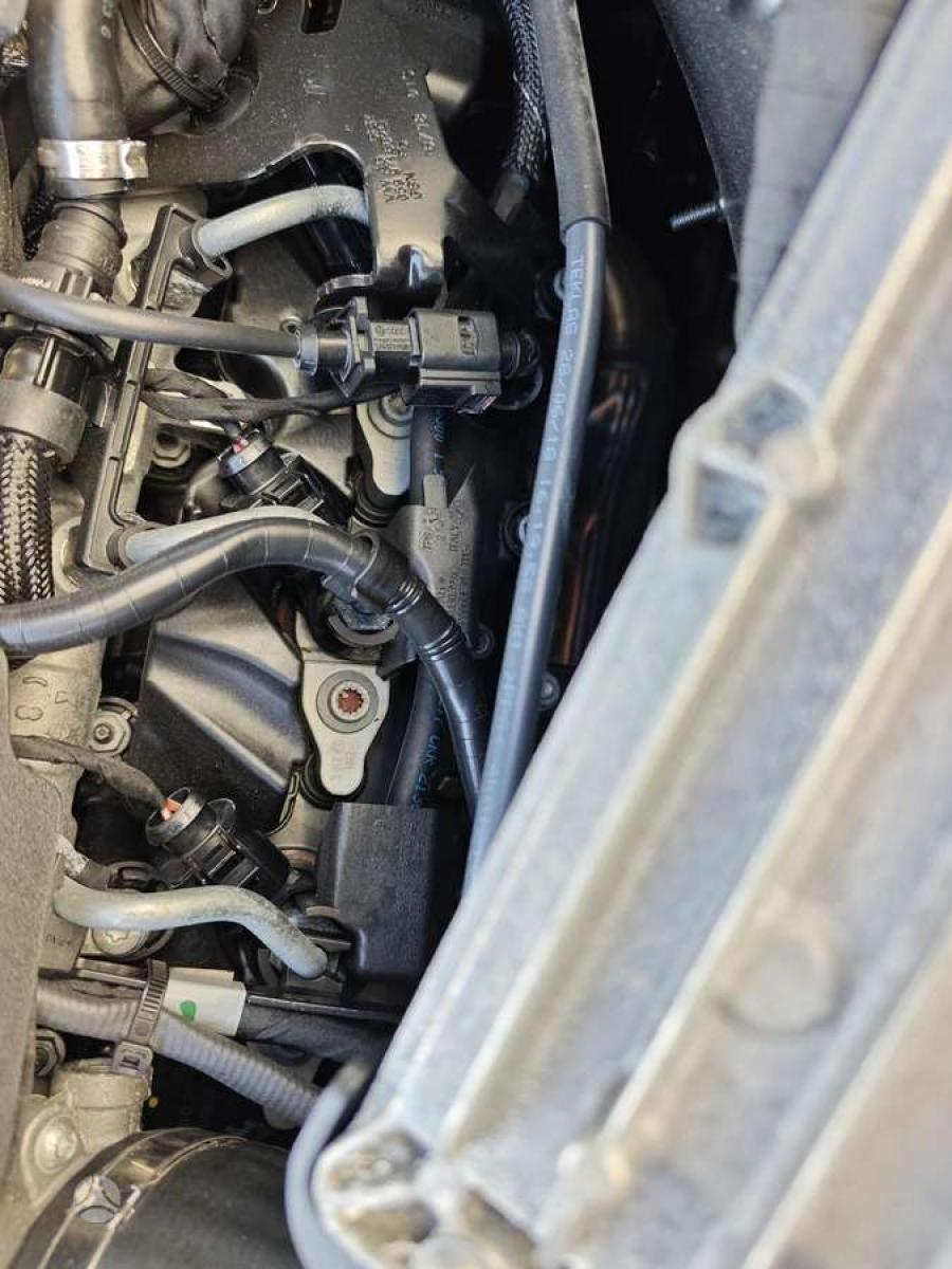 Grey Audi A6 2018 in Vilnius, with an engine capacity of 2.97 L and mileage of 102 thousand km for 24999 €, photo 50 on AUTOMOTO.COM.LV