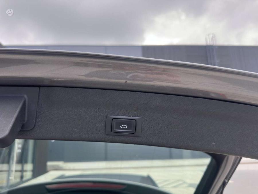 Pelēks Audi A6 2018 Šauļi, ar dzinēja tilpumu 1.97 L un nobraukumu 235 tūkst. km par 16900 €, foto 25 vietnē AUTOMOTO.COM.LV