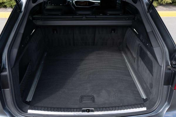 Grey Audi A6 2018 in Marijampole, with an engine capacity of 2.97 L and mileage of 103 thousand km for 24400 €, photo 9 on AUTOMOTO.COM.LV