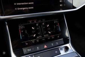 Grey Audi A6 2018 in Marijampole, with an engine capacity of 2.97 L and mileage of 103 thousand km for 24400 €, photo 32 on AUTOMOTO.COM.LV