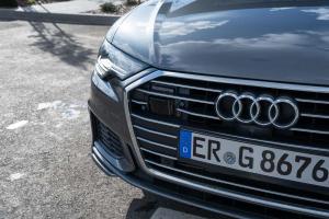 Grey Audi A6 2018 in Marijampole, with an engine capacity of 2.97 L and mileage of 104 thousand km for 23900 €, photo 4 on AUTOMOTO.COM.LV
