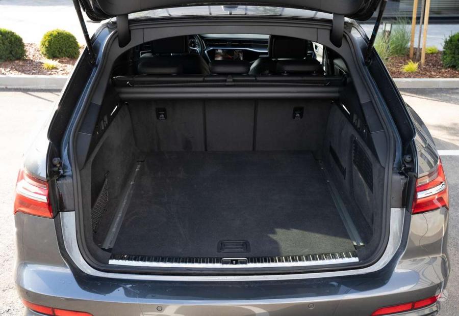 Grey Audi A6 2018 in Marijampole, with an engine capacity of 2.97 L and mileage of 104 thousand km for 23900 €, photo 11 on AUTOMOTO.COM.LV