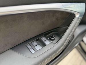 Pelēks Audi A6 2019 Klaipėda, ar dzinēja tilpumu 1.97 L un nobraukumu 225 tūkst. km par 22750 €, foto 17 vietnē AUTOMOTO.COM.LV