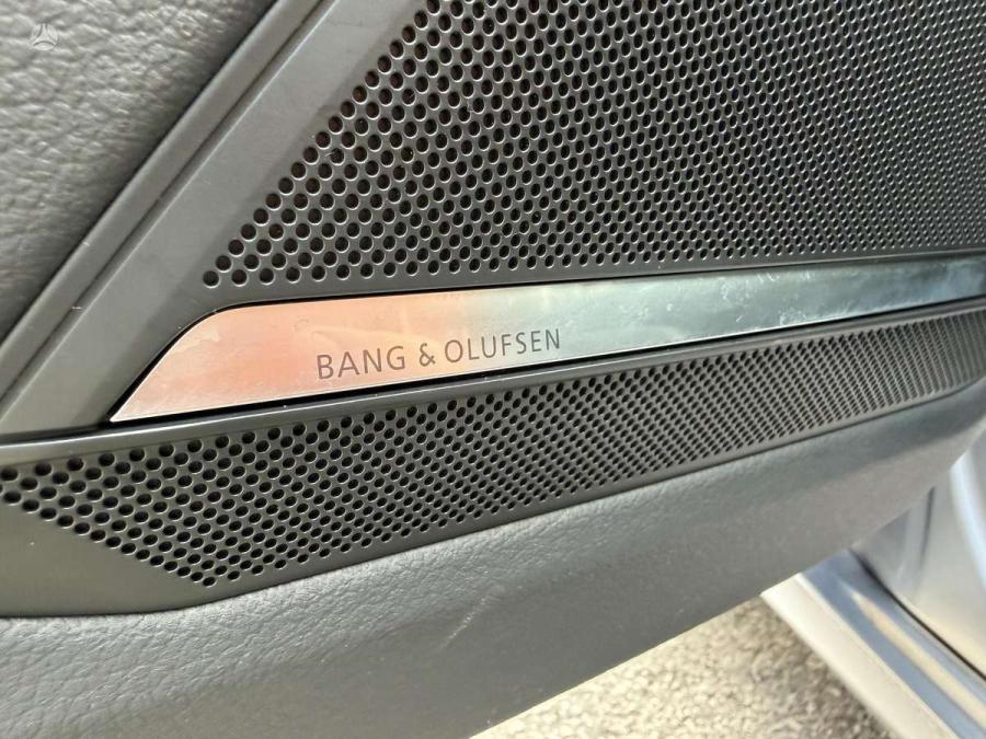 Grey Audi A6 2019 in Siauliai, with an engine capacity of 1.97 L and mileage of 296 thousand km for 18700 €, photo 21 on AUTOMOTO.COM.LV