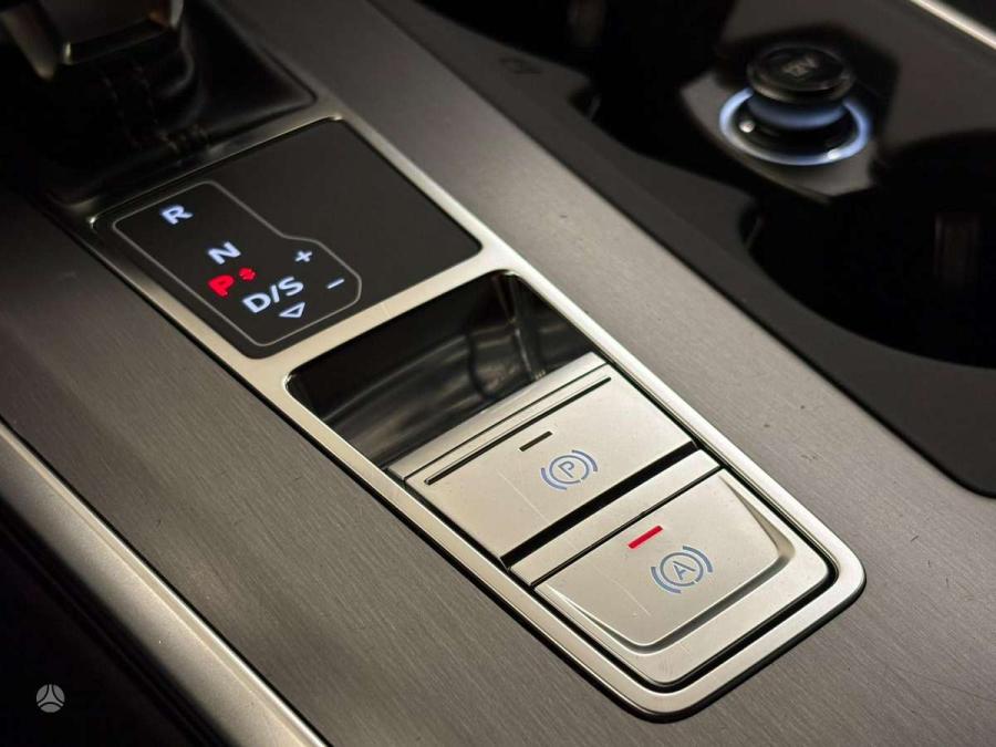 Grey Audi A6 2019 in Marijampole, with an engine capacity of 2.97 L and mileage of 197 thousand km for 22950 €, photo 7 on AUTOMOTO.COM.LV