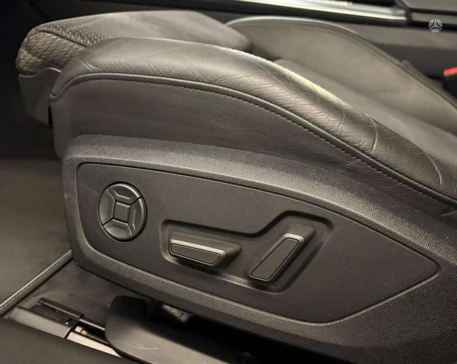 Grey Audi A6 2019 in Marijampole, with an engine capacity of 2.97 L and mileage of 197 thousand km for 22950 €, photo 32 on AUTOMOTO.COM.LV