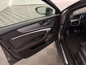Grey Audi A6 2019 in Marijampole, with an engine capacity of 2.97 L and mileage of 197 thousand km for 22950 €, photo 38 on AUTOMOTO.COM.LV