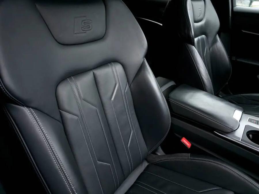 Grey Audi A6 2020 in Riga, with an engine capacity of 2.00 L and mileage of 250 thousand km for 24490 €, photo 55 on AUTOMOTO.COM.LV