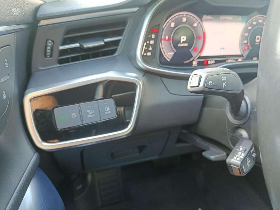 Grey Audi A6 2020 in Taurage, with an engine capacity of 1.97 L and mileage of 262 thousand km for 16500 €, photo 13 on AUTOMOTO.COM.LV
