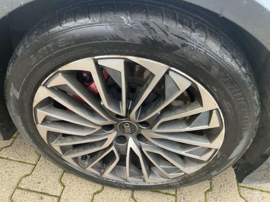 Pelēks Audi A6 2021 Viļņa, ar dzinēja tilpumu 1.98 L un nobraukumu 195 tūkst. km par 26222 €, foto 11 vietnē AUTOMOTO.COM.LV