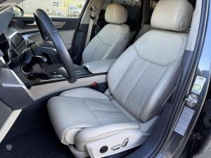 Grey Audi A6 2021 in Marijampole, with an engine capacity of 2.97 L and mileage of 276 thousand km for 15950 €, photo 11 on AUTOMOTO.COM.LV