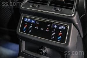 Grey Audi A6 2022 in Riga, with an engine capacity of 2.00 L and mileage of 213 thousand km for 22590 €, photo 12 on AUTOMOTO.COM.LV