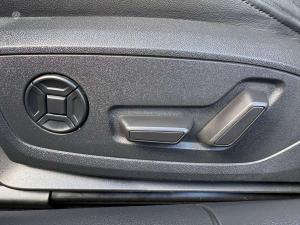 Pelēks Audi A6 2022 Viļņa, ar dzinēja tilpumu 1.98 L un nobraukumu 193 tūkst. km par 26700 €, foto 15 vietnē AUTOMOTO.COM.LV