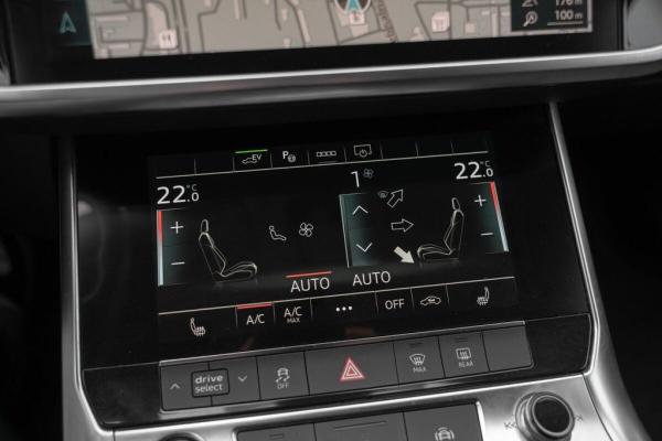 Pelēks Audi A6 2022 Viļņa, ar dzinēja tilpumu 2.00 L un nobraukumu 141 tūkst. km par 33700 €, foto 10 vietnē AUTOMOTO.COM.LV