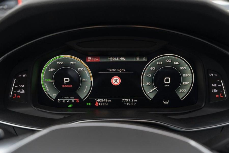Pelēks Audi A6 2022 Viļņa, ar dzinēja tilpumu 2.00 L un nobraukumu 141 tūkst. km par 33700 €, foto 20 vietnē AUTOMOTO.COM.LV