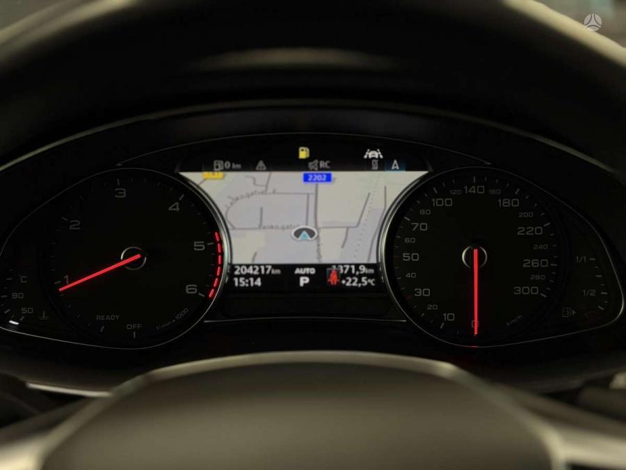 Grey Audi A6 2023 in Klaipeda, with an engine capacity of 1.97 L and mileage of 204 thousand km for 24950 €, photo 21 on AUTOMOTO.COM.LV