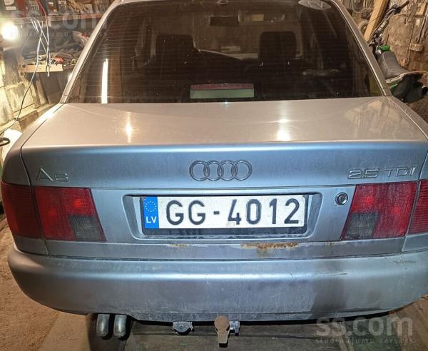 Audi A6 1996 in Talsi, with an engine capacity of 2.50 L and mileage of 402 thousand km for 400 €, photo 1 on AUTOMOTO.COM.LV