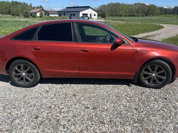 Оранжевый Ауди А6 2005 в Клайпеда, объемом двигателя 1.97 л и пробегом 286 тыс. км за 1999 €, фото 2 на AUTOMOTO.COM.LV