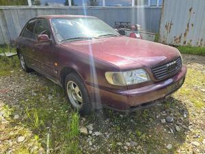 Red Audi A6 1995 in Vilnius, with an engine capacity of 1.97 L and mileage of 350 thousand km for 650 €, photo 3 on AUTOMOTO.COM.LV
