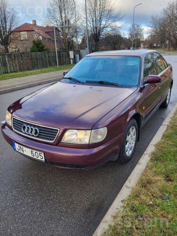 Sarkans Audi A6 1996 Liepāja, ar dzinēja tilpumu 2.50 L un nobraukumu 366 tūkst. km par 2200 €, foto 4 vietnē AUTOMOTO.COM.LV