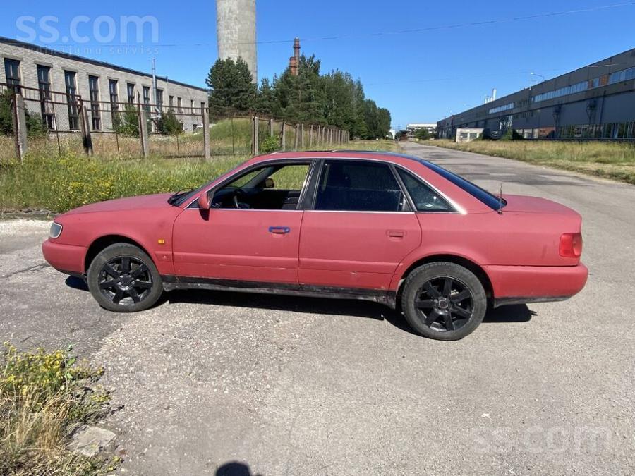 Sarkans Audi A6 1996 Liepāja, ar dzinēja tilpumu 2.50 L un nobraukumu 578 tūkst. km par 1050 €, foto 6 vietnē AUTOMOTO.COM.LV