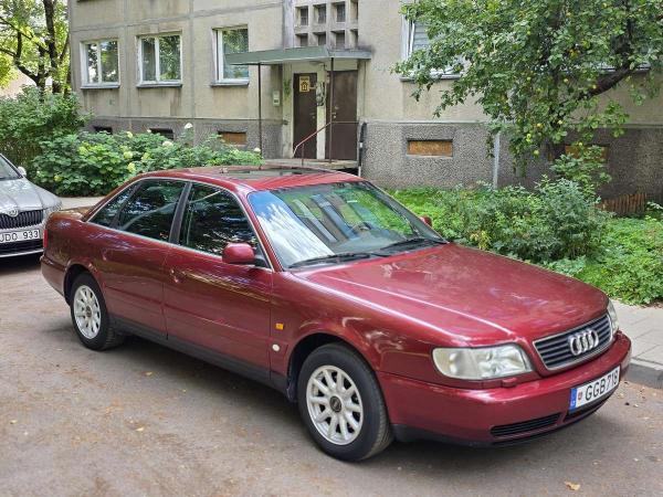 Red Audi A6 1996 in Vilnius, with an engine capacity of 2.80 L and mileage of 370 thousand km for 2200 €, photo 1 on AUTOMOTO.COM.LV