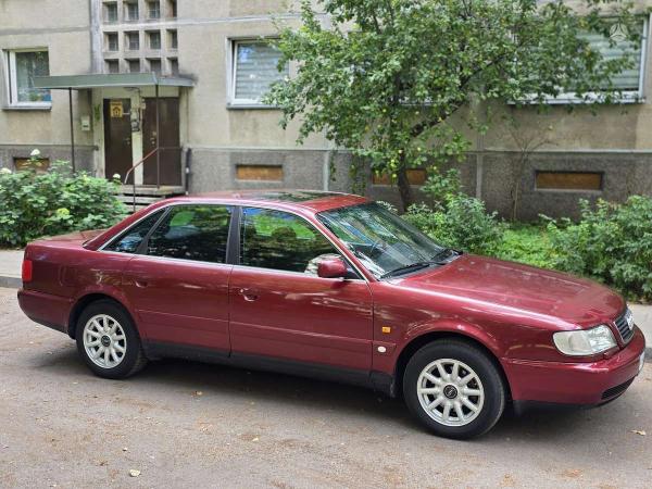 Red Audi A6 1996 in Vilnius, with an engine capacity of 2.80 L and mileage of 370 thousand km for 2200 €, photo 2 on AUTOMOTO.COM.LV