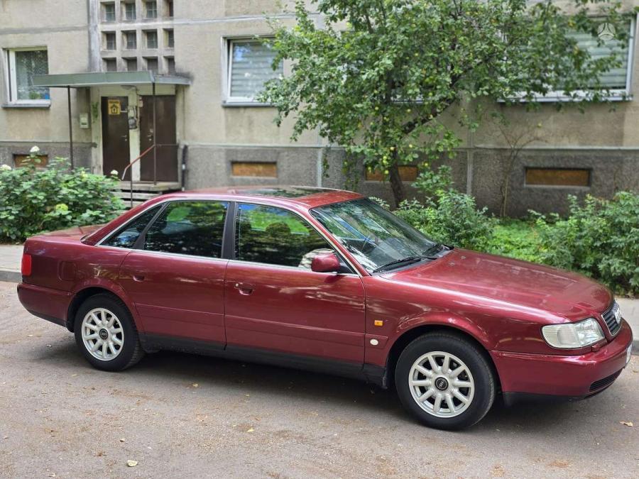 Red Audi A6 1996 in Vilnius, with an engine capacity of 2.80 L and mileage of 370 thousand km for 2200 €, photo 3 on AUTOMOTO.COM.LV