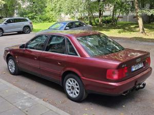 Red Audi A6 1996 in Vilnius, with an engine capacity of 2.80 L and mileage of 370 thousand km for 2200 €, photo 6 on AUTOMOTO.COM.LV