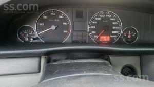 Red Audi A6 1997 in Valmiera, with an engine capacity of 1.80 L and mileage of 349 thousand km for 1100 €, photo 9 on AUTOMOTO.COM.LV