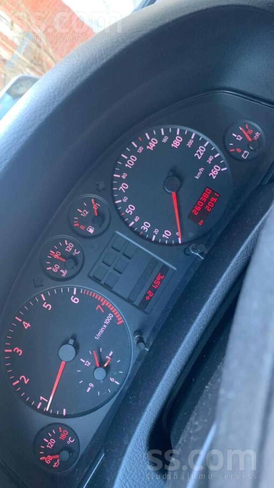 Sarkans Audi A6 1998 Talsi, ar dzinēja tilpumu 2.40 L un nobraukumu 260 tūkst. km par 1199 €, foto 6 vietnē AUTOMOTO.COM.LV