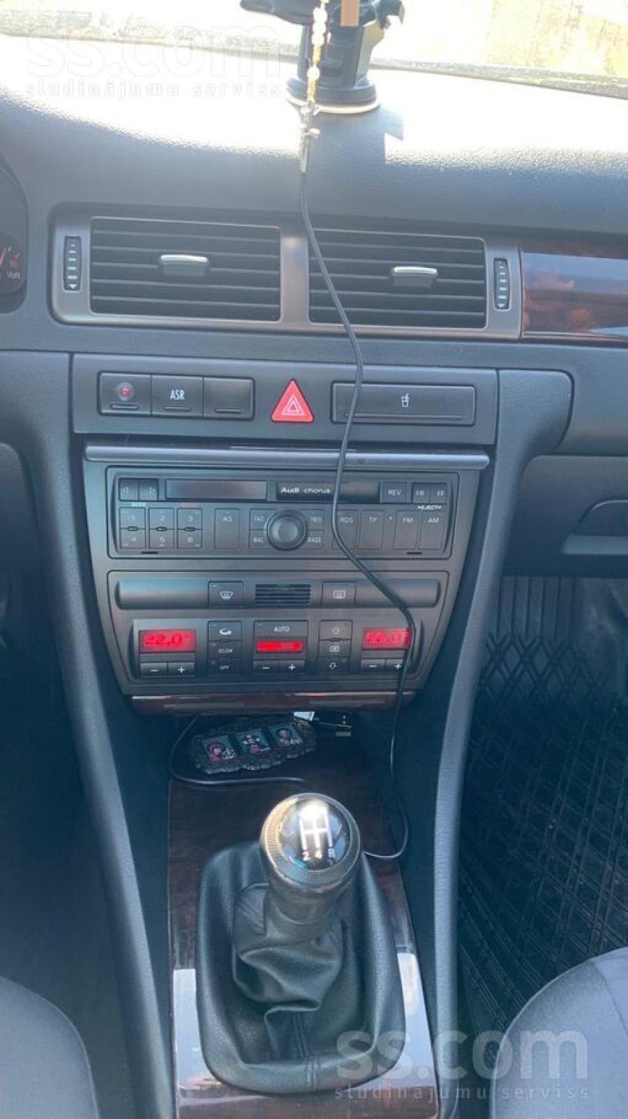 Sarkans Audi A6 1998 Talsi, ar dzinēja tilpumu 2.40 L un nobraukumu 260 tūkst. km par 1199 €, foto 7 vietnē AUTOMOTO.COM.LV