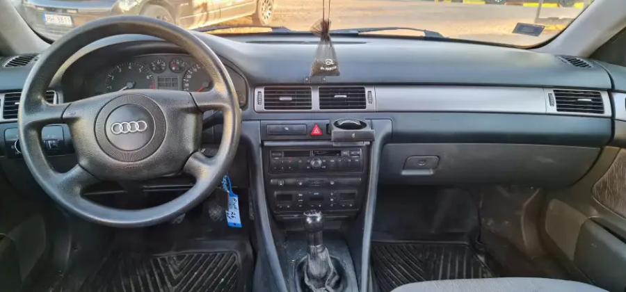 Sarkans Audi A6 1999 Valmiera, ar dzinēja tilpumu 1.80 L un nobraukumu 270 tūkst. km par 1200 €, foto 8 vietnē AUTOMOTO.COM.LV