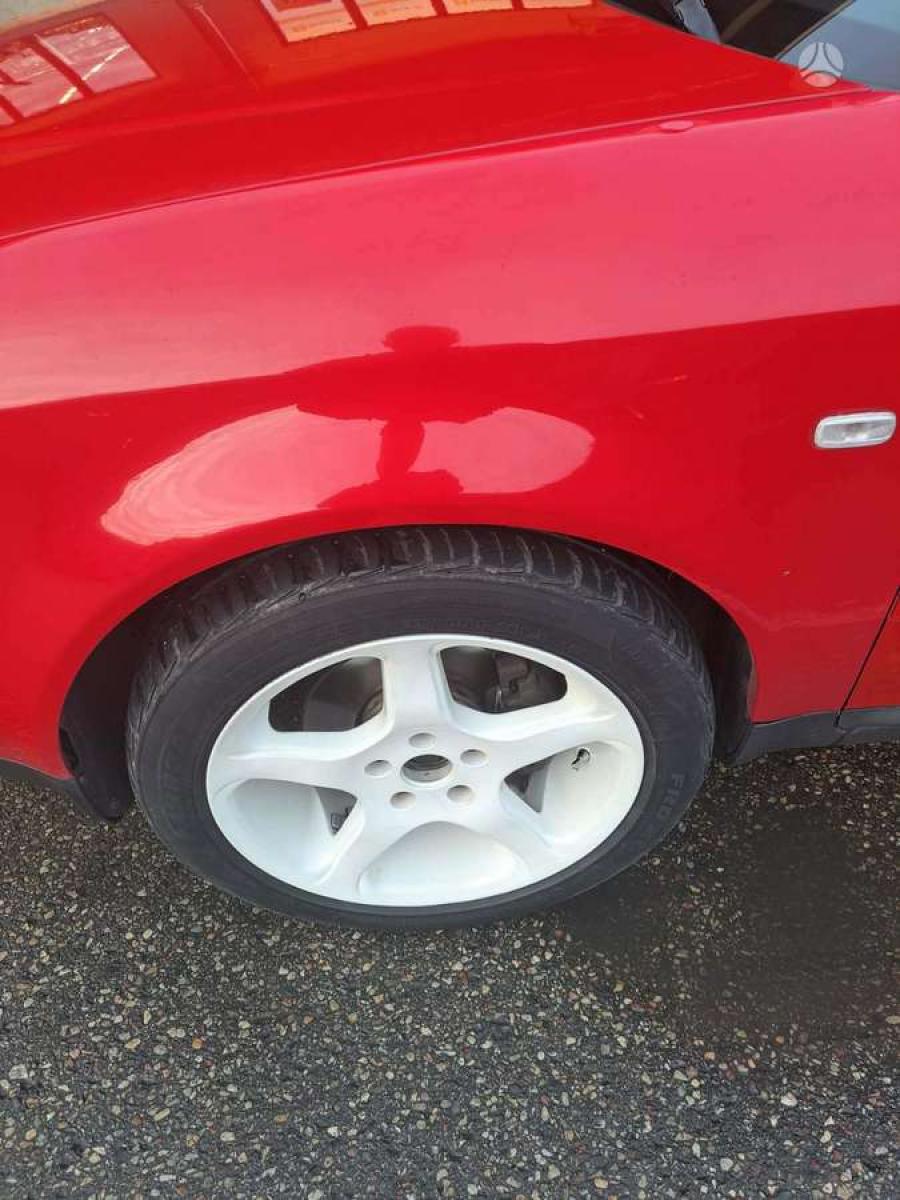 Red Audi A6 1999 in Kaunas, with an engine capacity of 2.40 L and mileage of 320 thousand km for 1650 €, photo 7 on AUTOMOTO.COM.LV