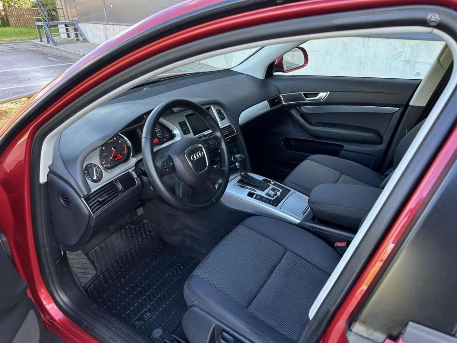 Sarkans Audi A6 2009 Telšiai, ar dzinēja tilpumu 2.00 L un nobraukumu 266 tūkst. km par 3800 €, foto 11 vietnē AUTOMOTO.COM.LV