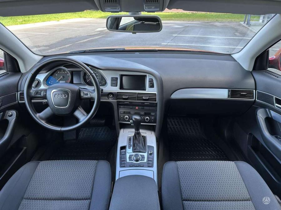 Sarkans Audi A6 2009 Telšiai, ar dzinēja tilpumu 2.00 L un nobraukumu 266 tūkst. km par 3800 €, foto 14 vietnē AUTOMOTO.COM.LV