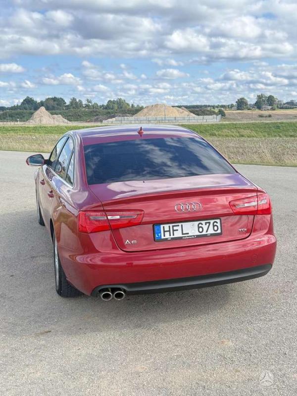 Audi A6 2014 in Siauliai on AUTOMOTO.COM.LV Red Audi A6 2014 in Siauliai, with an engine capacity of 1.97 L and mileage of 367 thousand km for 8200 β¬, photo 5 on AUTOMOTO.COM.LV