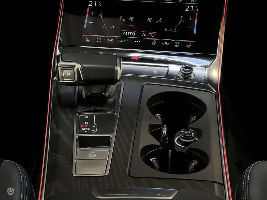Red Audi A6 2019 in Vilnius, with an engine capacity of 3.00 L and mileage of 127 thousand km for 29990 €, photo 24 on AUTOMOTO.COM.LV