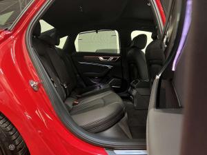 Red Audi A6 2019 in Vilnius, with an engine capacity of 3.00 L and mileage of 127 thousand km for 29990 €, photo 32 on AUTOMOTO.COM.LV