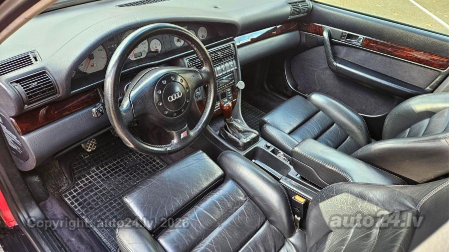 Sarkans Audi A6 1995 Tallina, ar dzinēja tilpumu 2.50 L un nobraukumu 352 tūkst. km par 5999 €, foto 6 vietnē AUTOMOTO.COM.LV