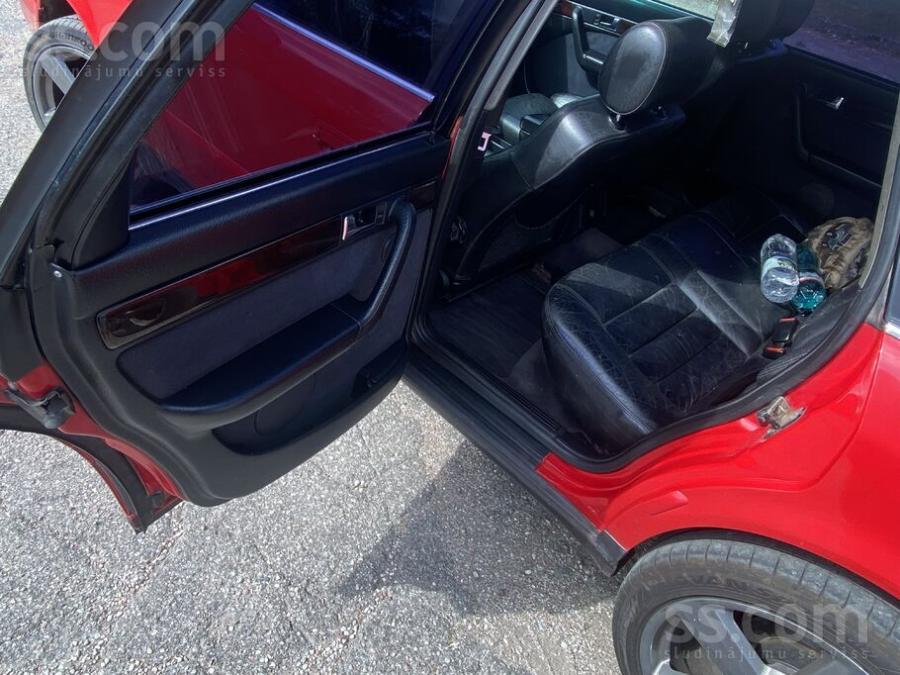 Red Audi A6 1996 in Liepaja, with an engine capacity of 2.50 L and mileage of 560 thousand km for 3750 €, photo 12 on AUTOMOTO.COM.LV