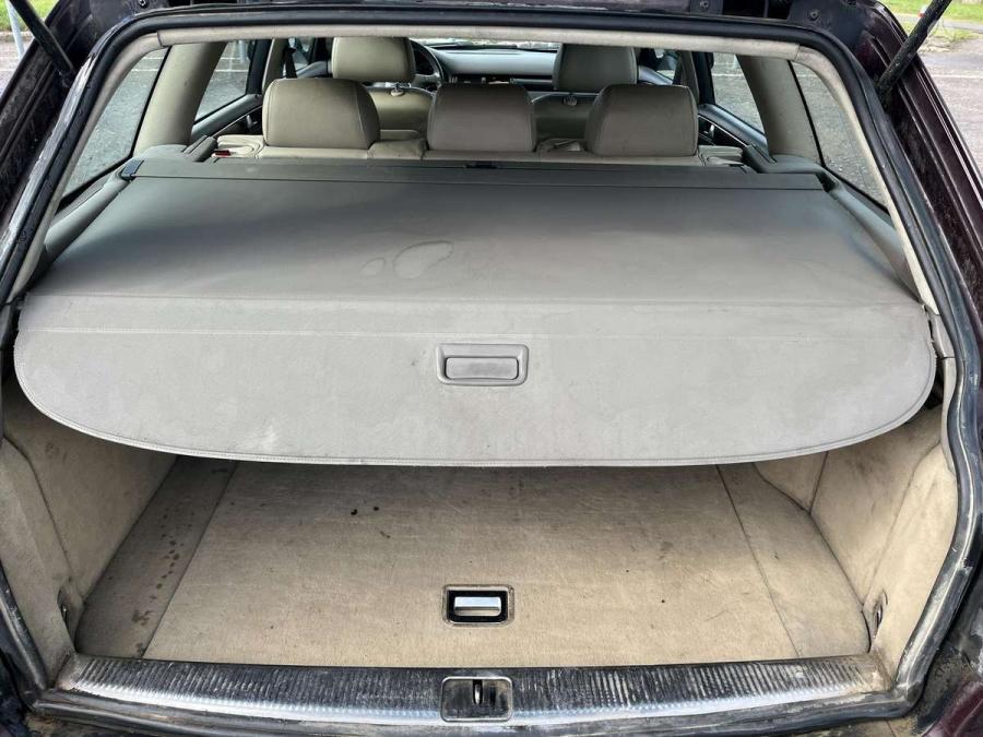 Red Audi A6 2001 in Mazeikiai, with an engine capacity of 2.50 L and mileage of 340 thousand km for 1000 €, photo 11 on AUTOMOTO.COM.LV